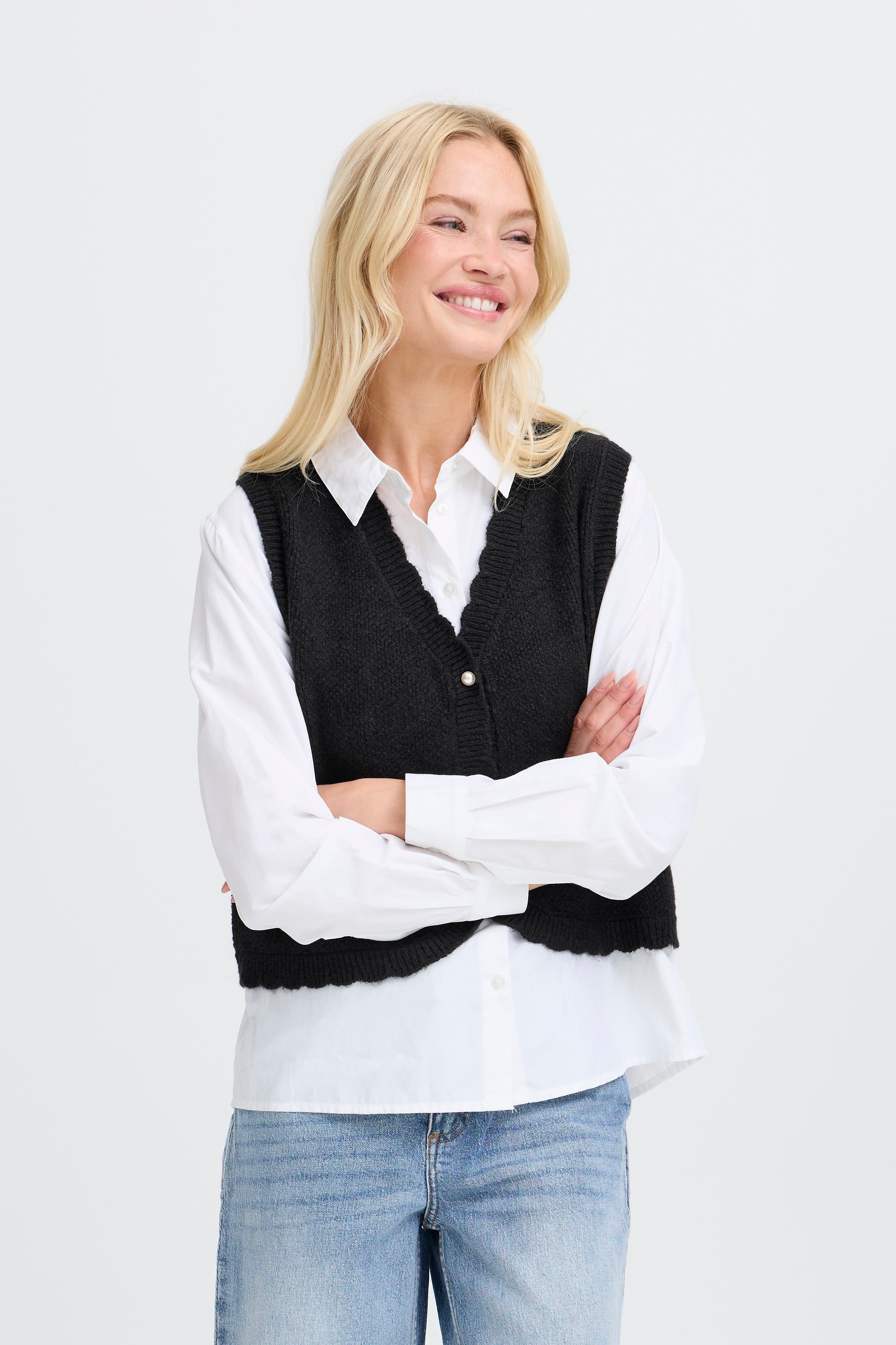 Nadika Vest - Black